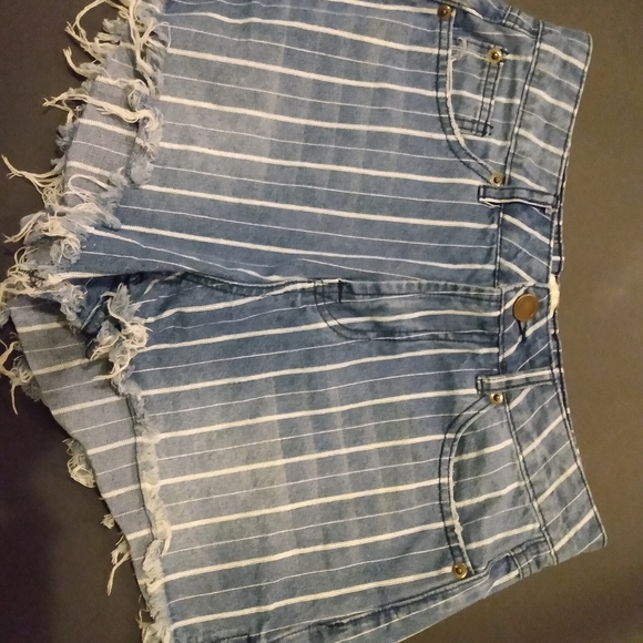 Gianni Bini | Shorts | Gianni Bini Striped Jean Shorts | Poshmark